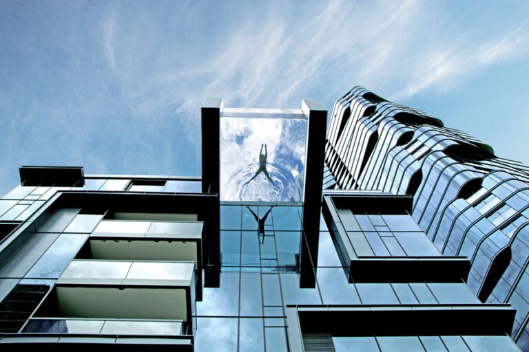 Honolulu's New Anaha Residential Tower Makes a Splash in Hawaii ...