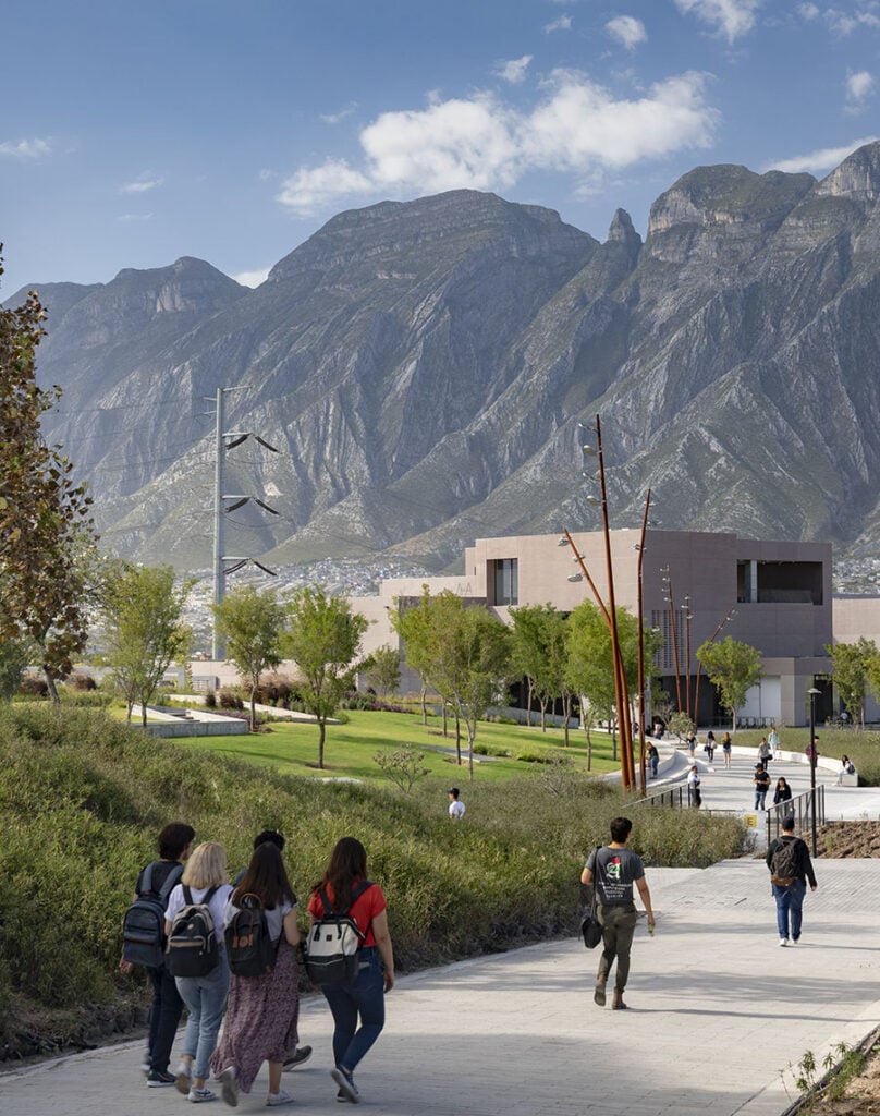 The University of Monterrey’s Newly Landscaped Campus is a Departure ...