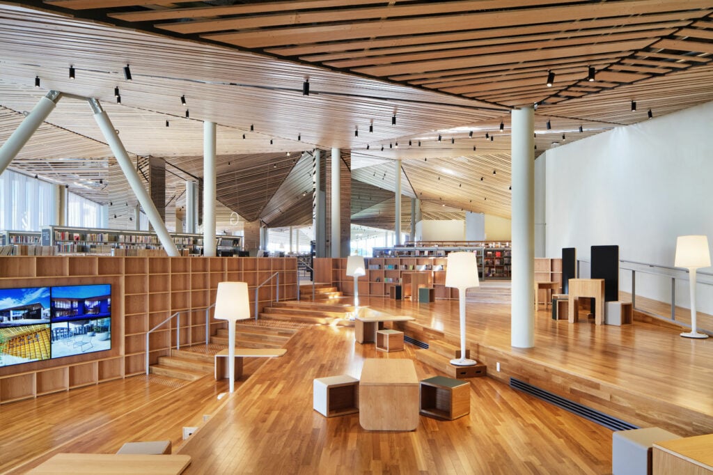 A Library in Japan Takes Design Cues from the Forest - Metropolis