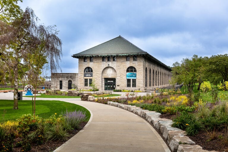 Niagara Falls Power Station is Now an Education and Entertainment ...