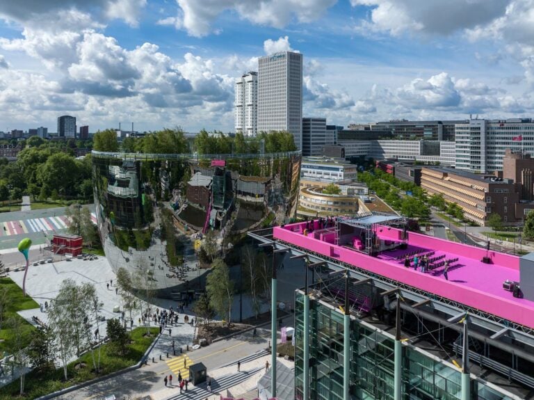 In Bright Pink, A Temporary Roof Structure Transforms a Rotterdam ...