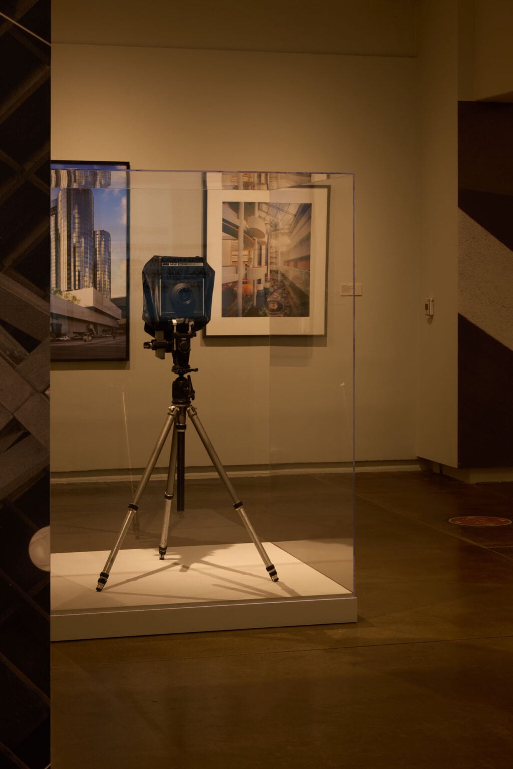 Architectural Photographer Wayne Thom and the Late-Modern Past
