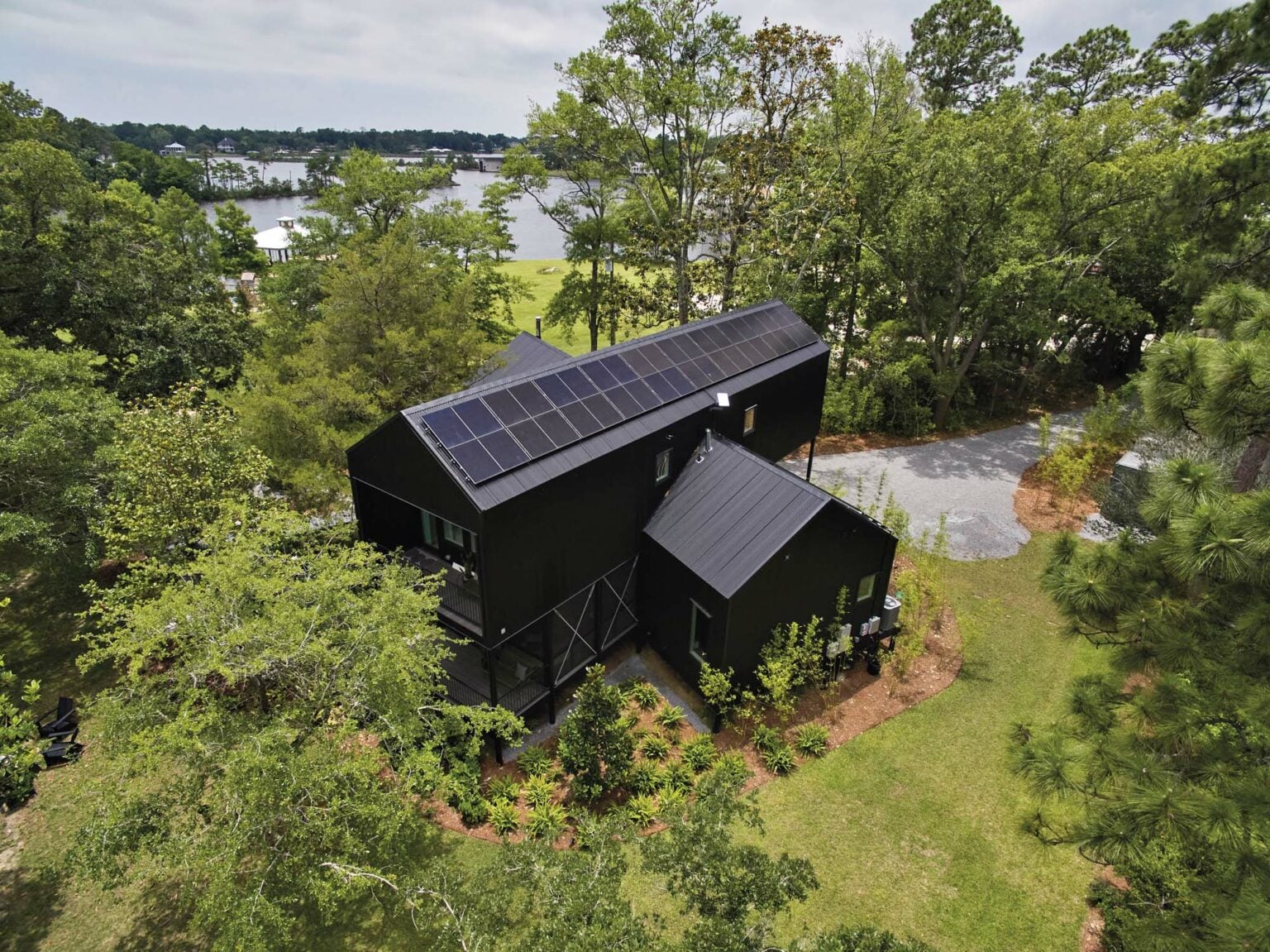 How Tall Architects Made a Place for Itself in Coastal Mississippi ...