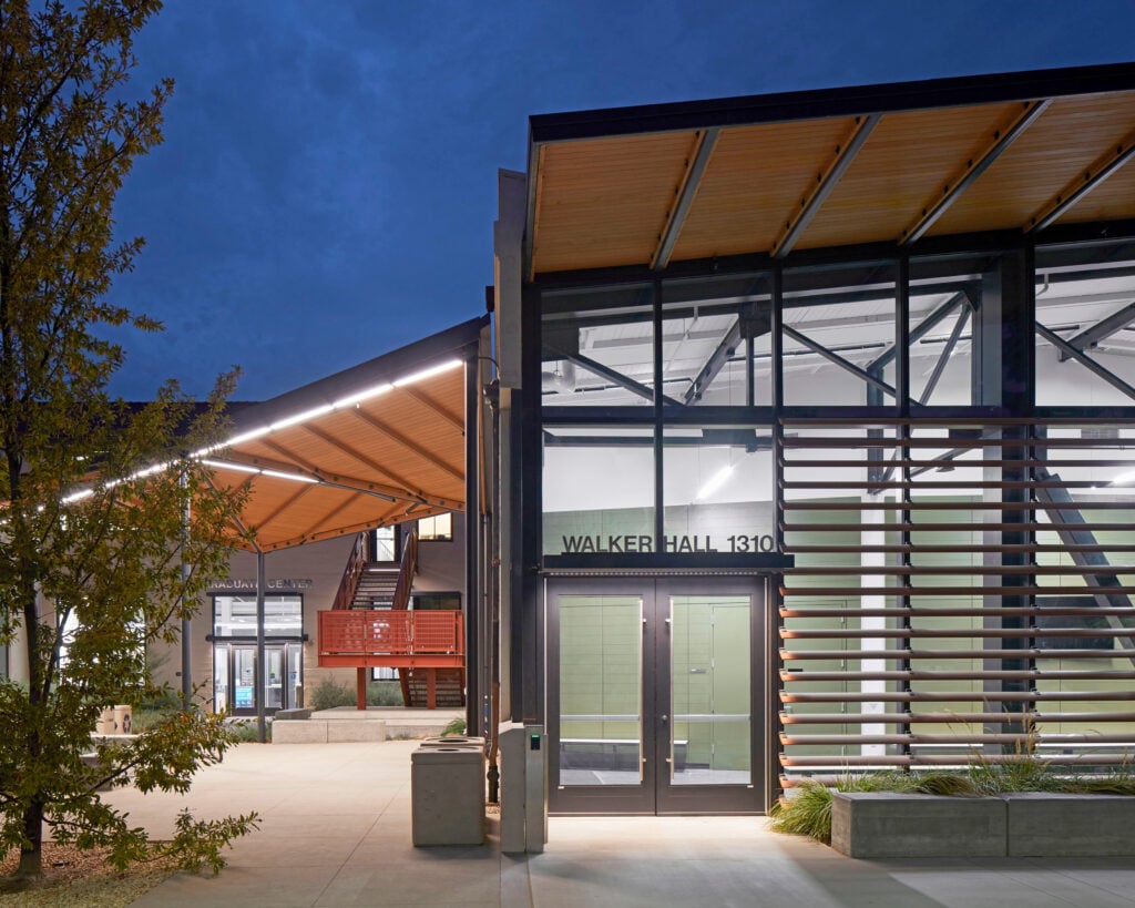 Walker Hall Graduate Student Center - Metropolis